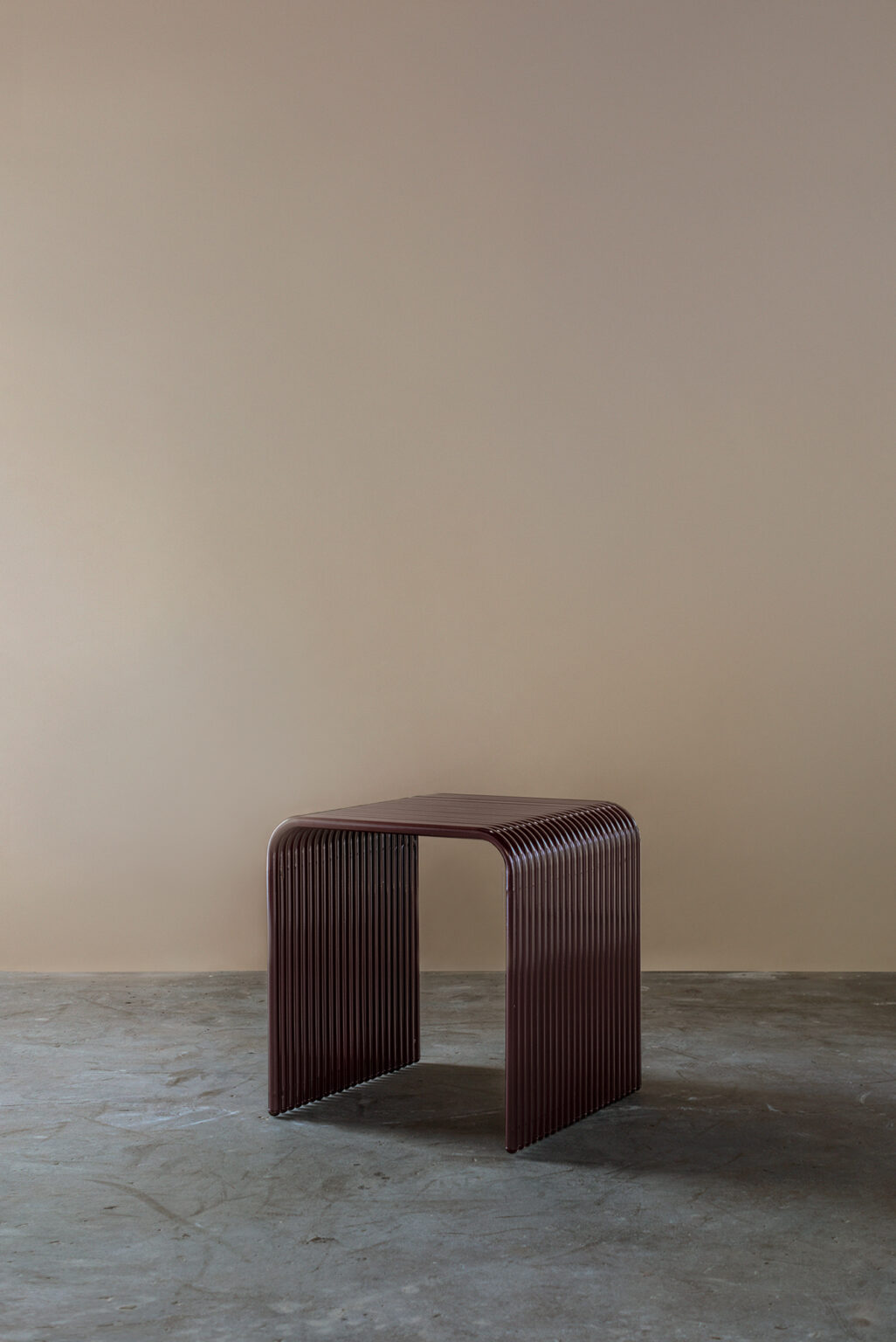 Ribbon Stool - Salon